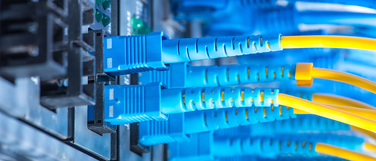 Deploy CWDM or DWDM passive fiber networks with two essential tools | EXFO