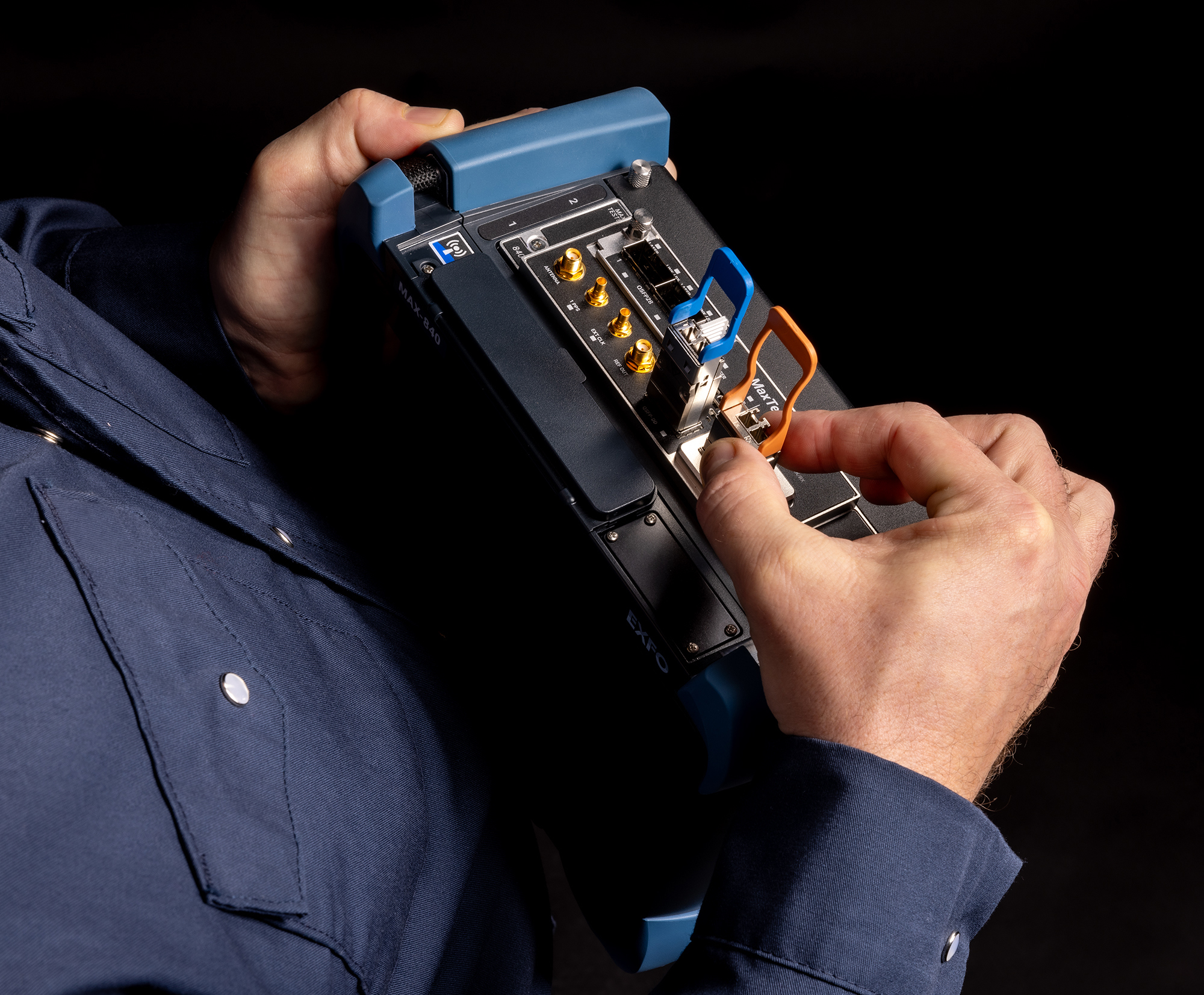 MAX-840: Compact, Upgradeable 400G Ethernet Tester | Flexible 1G-400G ...