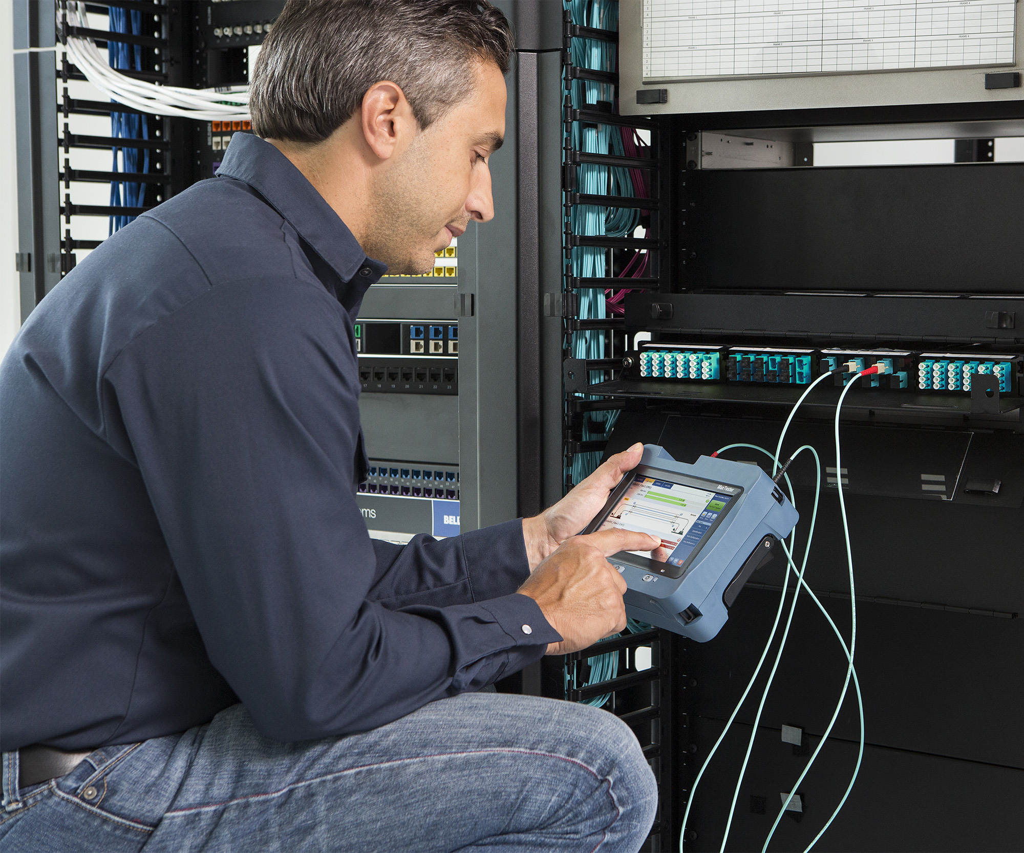 MaxTester 945 | Fiber Certification | Fiber Inspection | OLTS